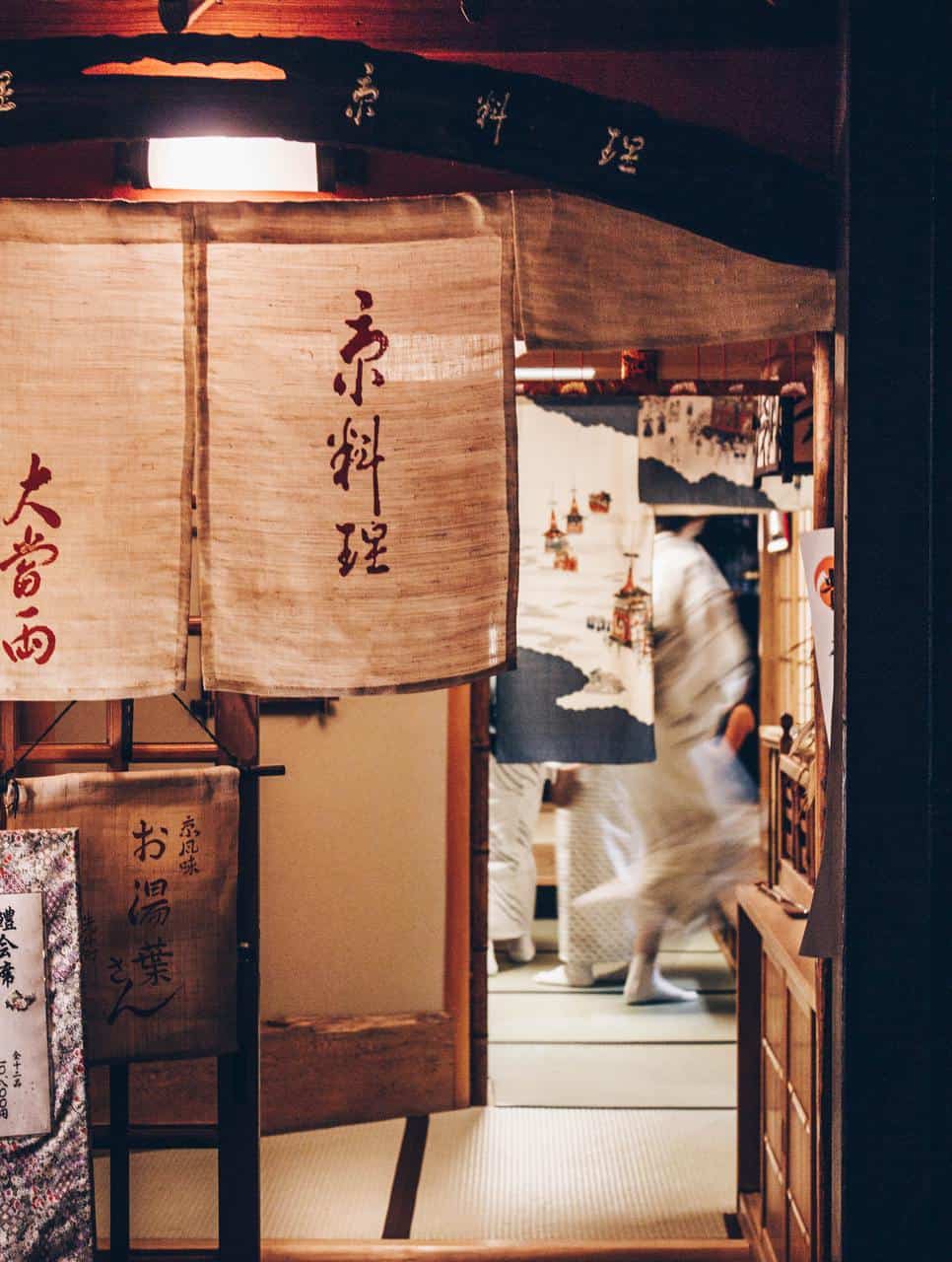 Yurei: Discover the Chilling World and Tales of Japanese Ghosts