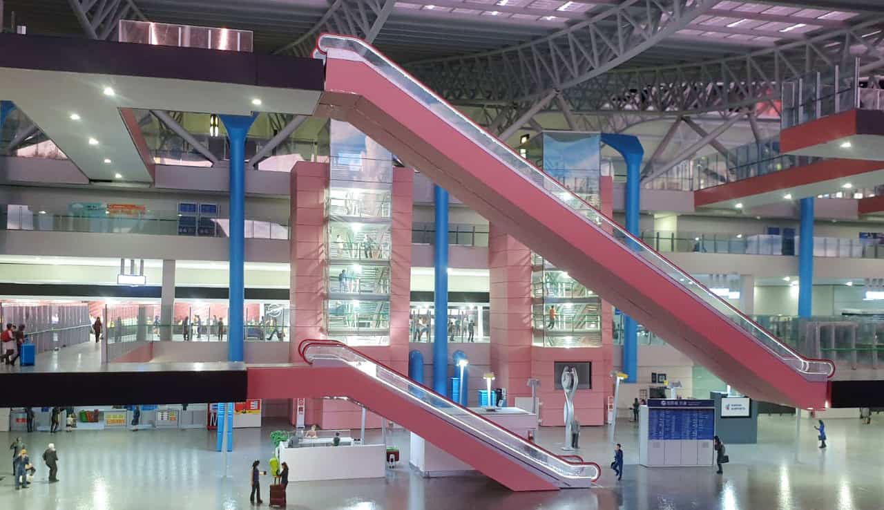 Small Worlds Tokyo: Dive into the Fabulous World of Miniatures